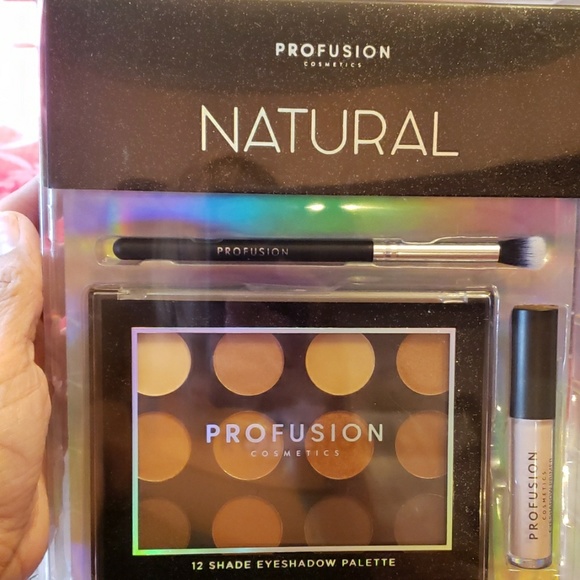 Profusion Cosmetics | Makeup | Profusion 2 Shades Eyeshadow Palette ...